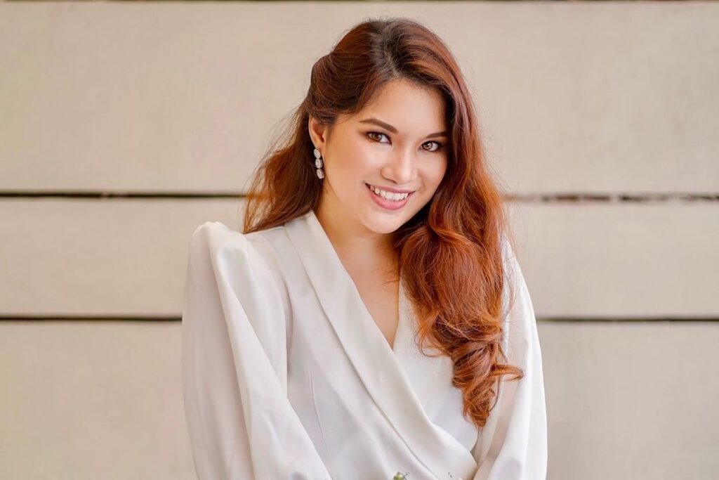 Interview with Jenina Louise Cabiltes 26 years old an Entrepreneur of 8 ...